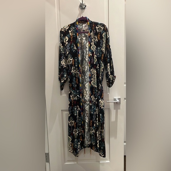 Zara | Jackets & Coats | Zara Duster Light Weight Coat With Beautiful ...